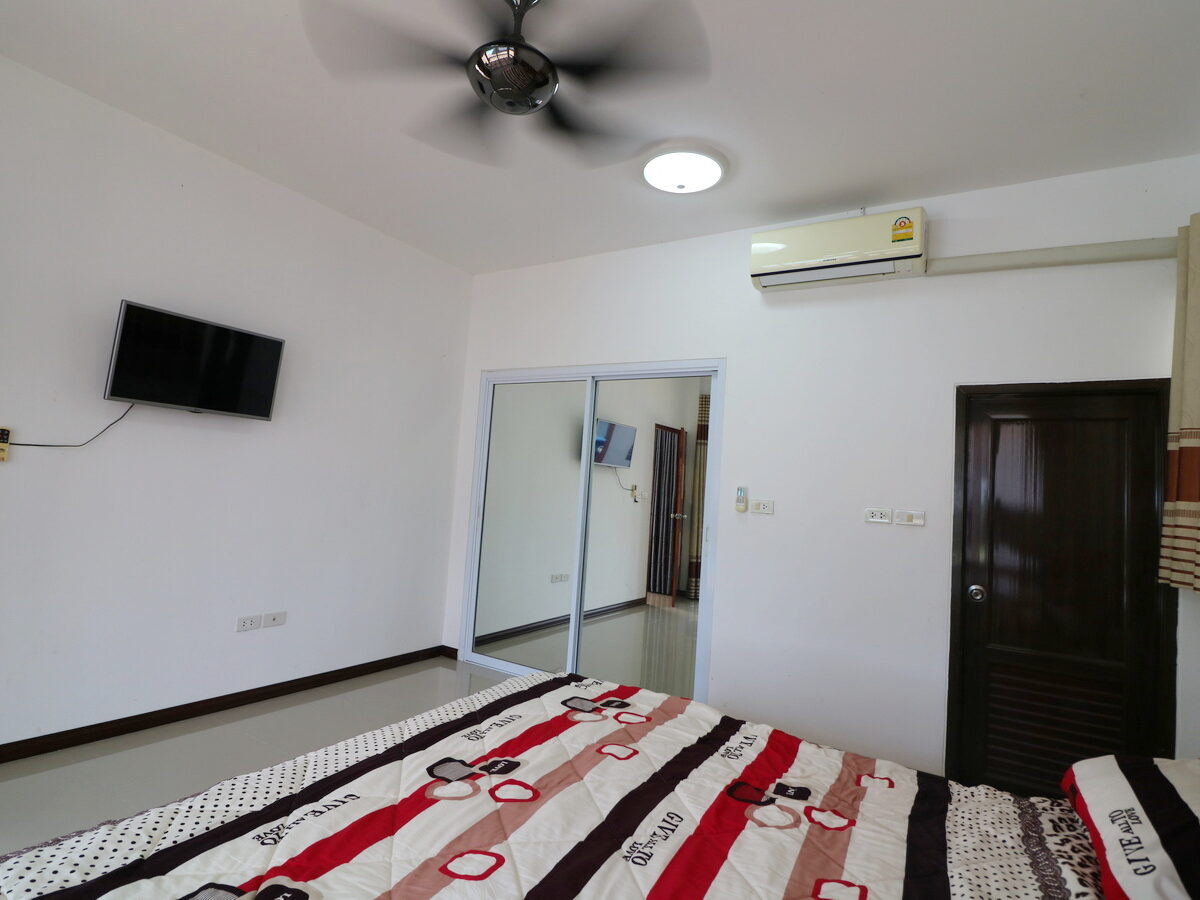 An Outstanding 4 BRM, 5 BTH Home For Sale With So Many Benefits In Ban ...