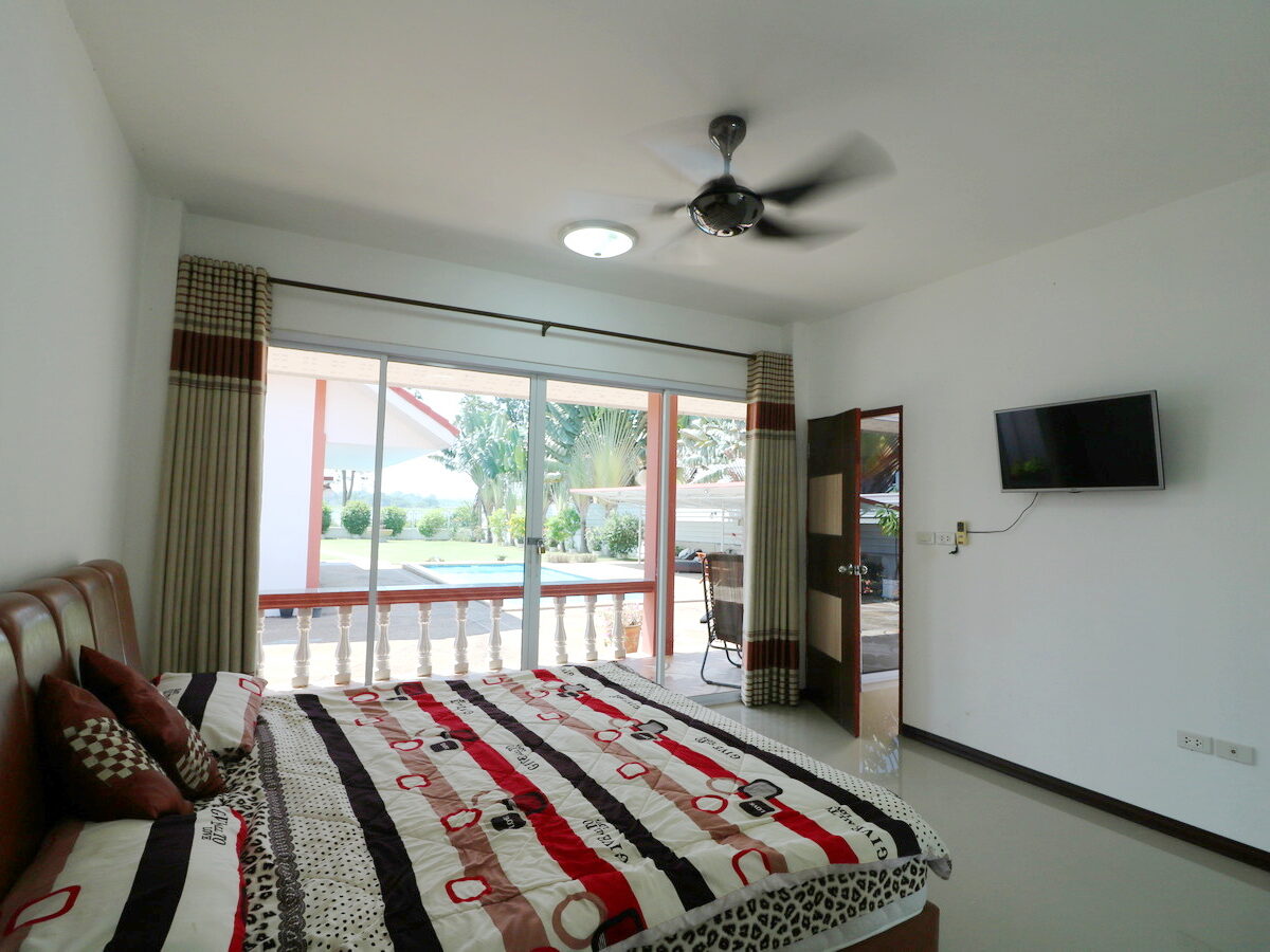 An Outstanding 4 BRM, 5 BTH Home For Sale With So Many Benefits In Ban ...