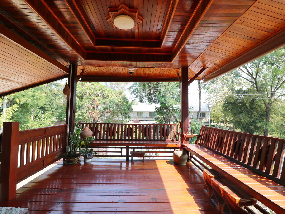 A Traditional Lanna Style 3 BRM, 3 BTH Home For Sale On 1 Rai, 25 ...