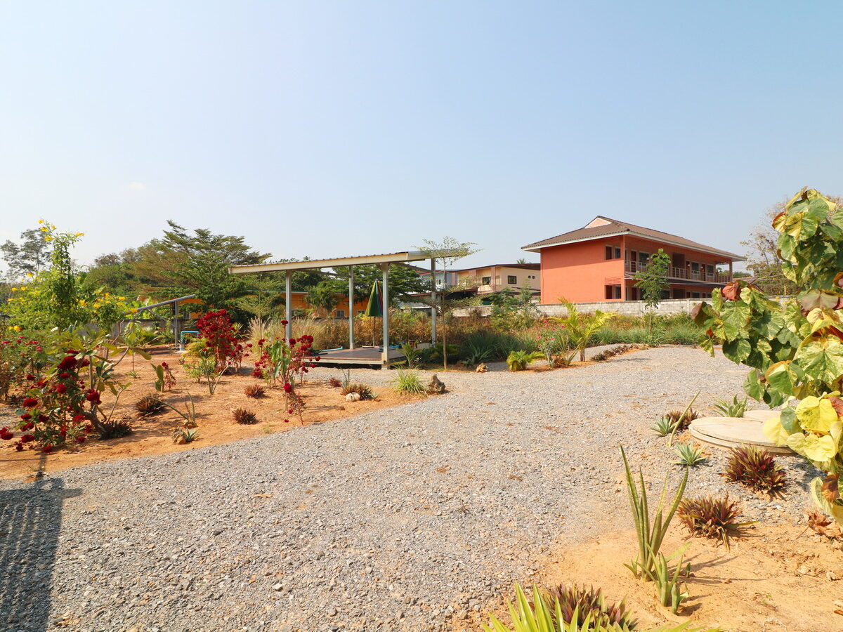 A Traditional Lanna Style 3 BRM, 3 BTH Home For Sale On 1 Rai, 25 ...