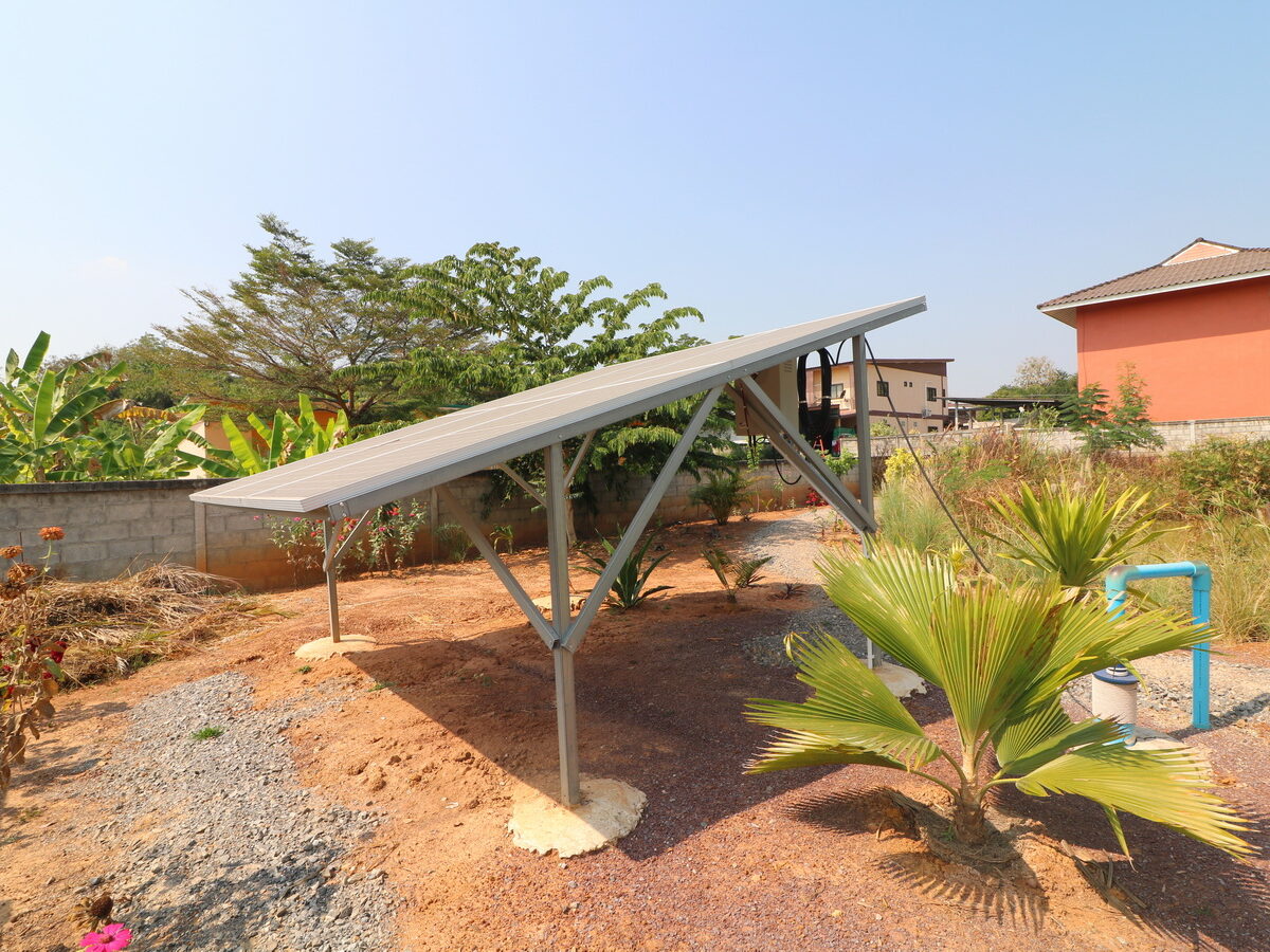 A Traditional Lanna Style 3 BRM, 3 BTH Home For Sale On 1 Rai, 25 ...